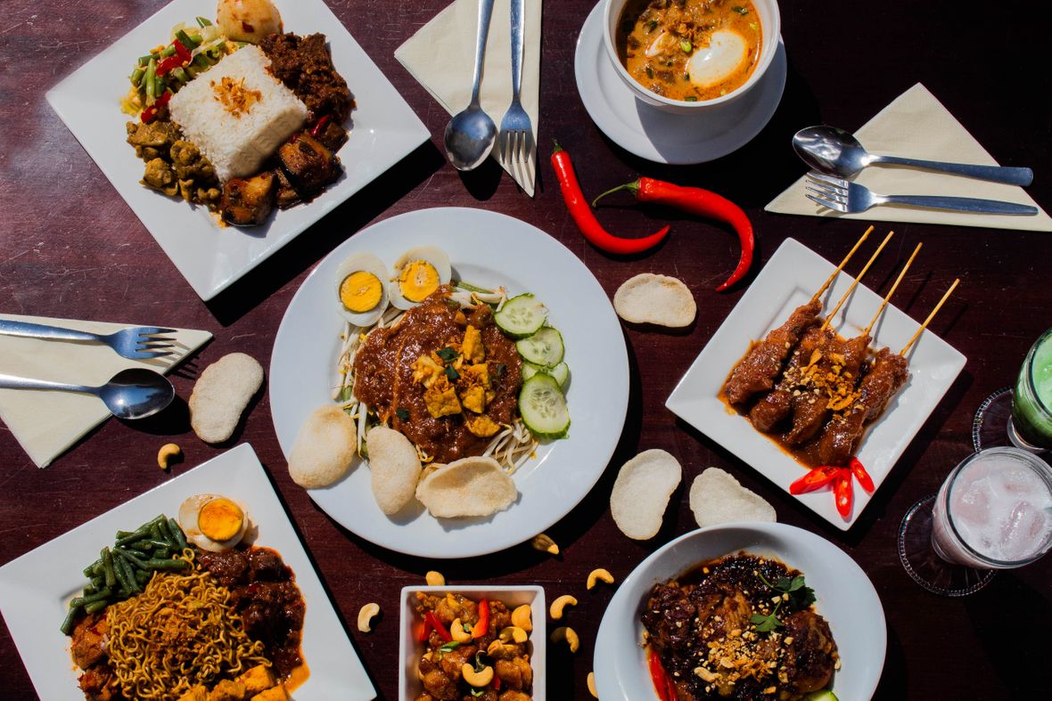 Toko Sari Manis in Voorburg | Afhaal, eethuis, bezorging & catering
